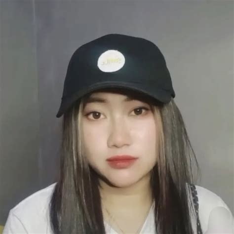 Riyanti Riantysri • Threads Say More