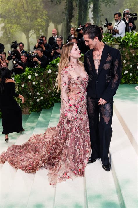 Damiano David And Dove Camerons First Met Gala Celebrated The Romance Of Unstructured Classics