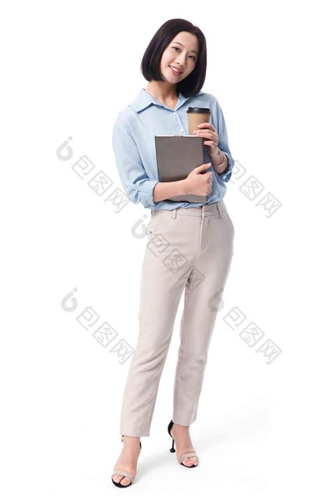 女白领手拿咖啡杯 包图企业站