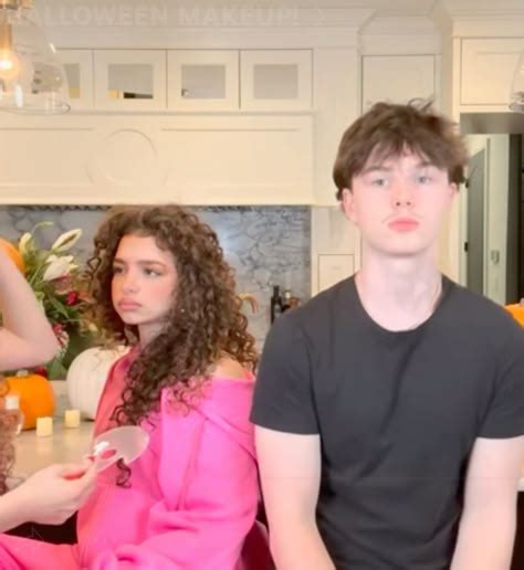 View This Snap From Noah Risling On Snapchat Snapchat Noah Pretty Men