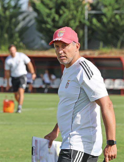Benfica Sudakov Contratação Futebol Sl Benfica