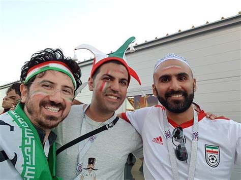 از راست علی بندری چنل بی کاوه من Baseball Cards Sport Baseball