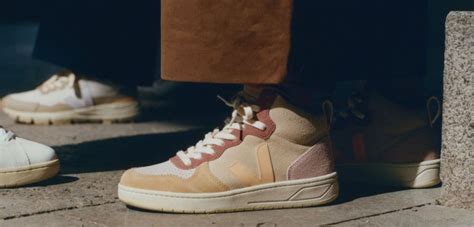 Veja: A Brand With a Genuinely Sustainable Identity - Fashinnovation