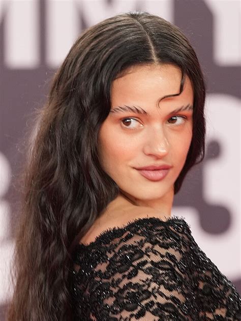 Top 10 Best Spanish Female Singers Top Buzz