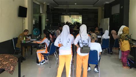 Ppdb Sma Smk Slb Dimulai Orang Tua Masih Bingung Sistem Online Lintaskepricom