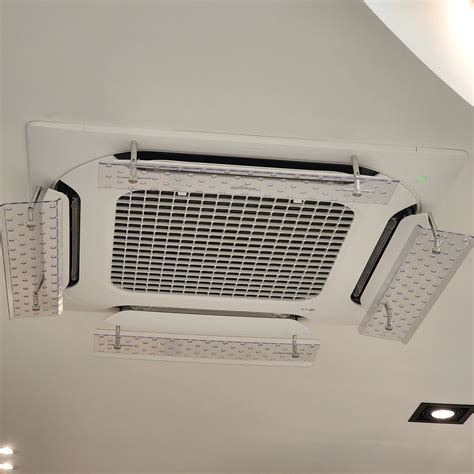 올여름 에어컨 바람 걱정 없이 시원함만 가득 ️ 에어컨 바람막이 윈드바이저로 가족 모두 편안한 여름을 보내세요 🏡💕