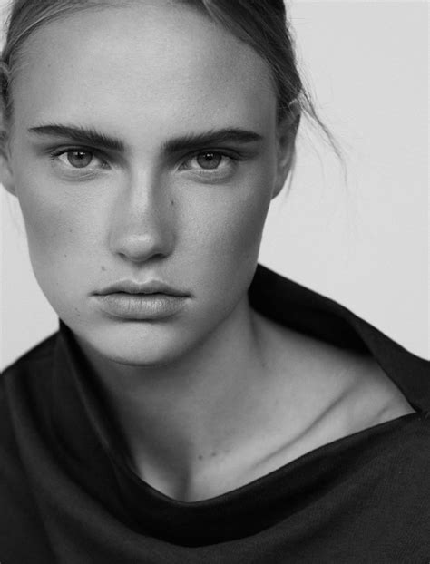 Robin Select Paris Select Model Management Robin Select Paris Select Model Management
