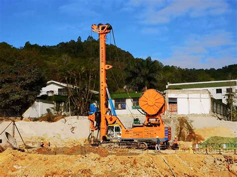 Ak360×2广东汕头大学工地施工现场北京优博林机械设备有限公司