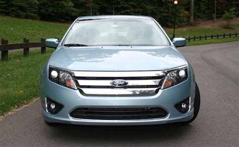 Review 2010 Ford Fusion Hybrid Look Here For Impressive Fuel