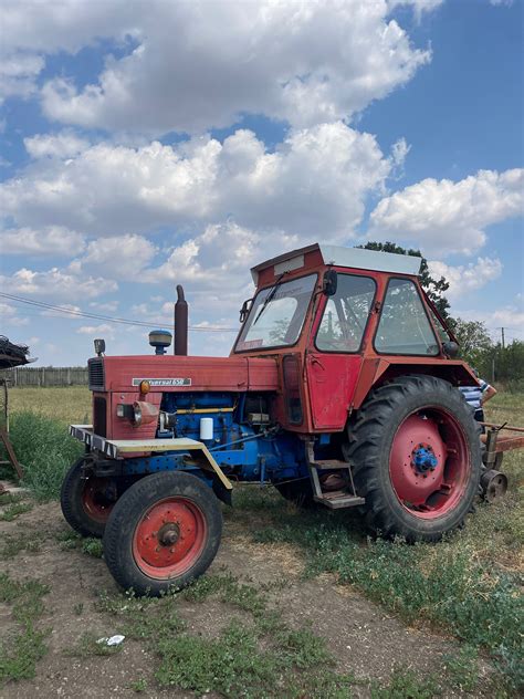 Tractor Universal 650 Mihaesti OLX Ro