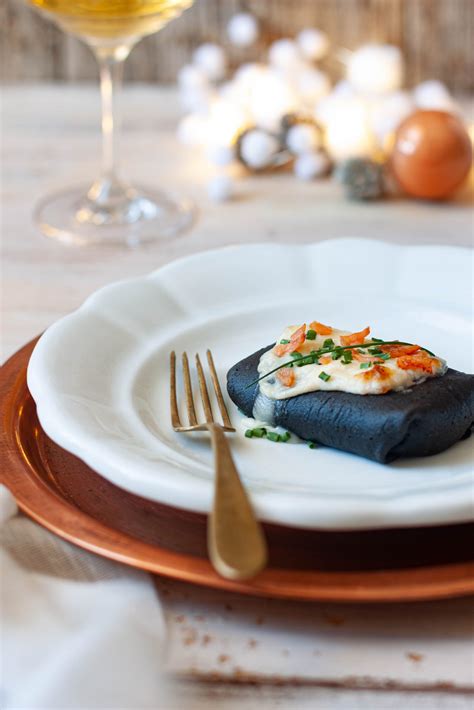 Crespelle Al Nero Di Seppia E Robiola