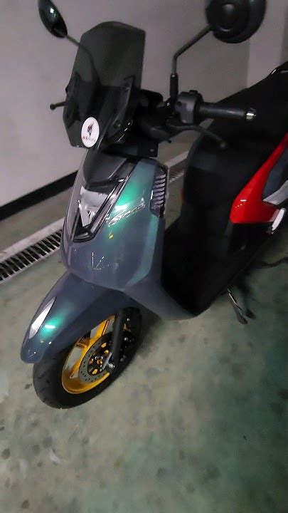 오토바이스쿠터125cc에릭젬마젬마에릭젬마125젬마125스프린트스쿠터디자인한국모터스흥지니tv볼빨간라이더내구성기능성능다미쳤다 Youtube