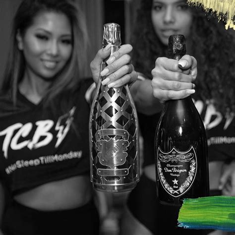 11 Bartender And Bottle Girl Shoot Ideas Bartender Bottle Girls