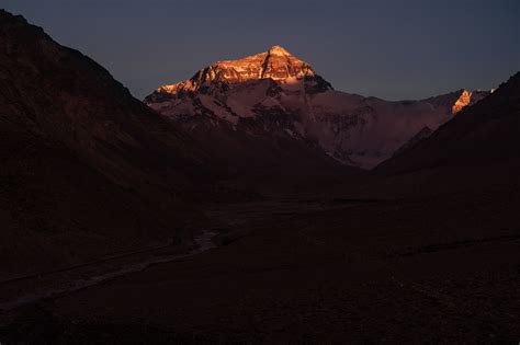 国道之行 从雪山奔向大海丨珠峰夕照 凤凰网