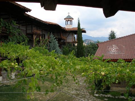 НАЦИОНАЛЕН ОБРАЗОВАТЕЛЕН ПРОЕКТ РОДОЛЮБИЕ ОТЕЧЕСТВО Десислава Мъглова “Отечество любезно