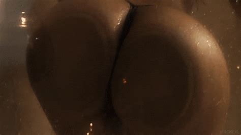 Ass Against Shower Glass Peachbutt