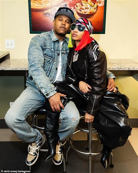 Nicki Minaj Sparks Divorce Rumors After Posting Cryptic Single Tweet