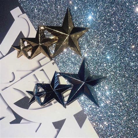 Y2k 별 스타 헤어핀 앞머리 옆머리 반묶음 자동핀 머리 헤어 핀 삔 유니크 키치 하이틴 빈티지 앤틱 스트릿 힙 힙한 할로윈 악세사리 에이블리