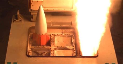 음속 2배 속도로 20km 거리 항공기·미사일 파괴 한국의 무기 이야기