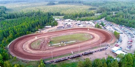 Wissota Auto Racing Hornets Midwest Mods And Late Models These Bad