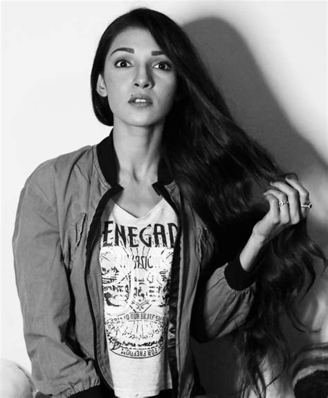 Tisha Kapoor Kimdir Hint Kore Magazin