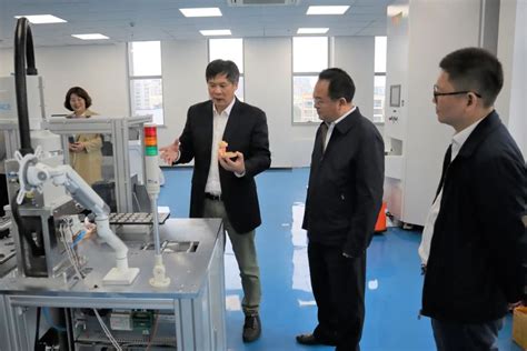 苏州市科技局领导带队赴南航苏州研究院走访调研 南京航空航天大学苏州研究院
