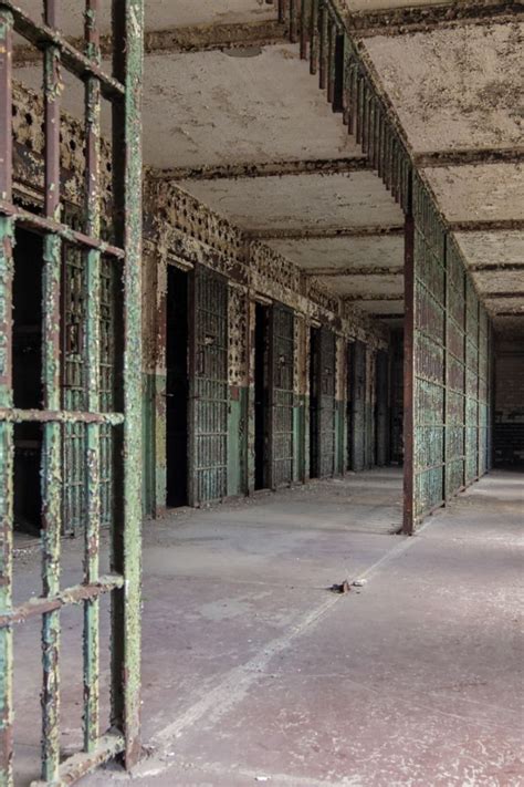 Abandoned Prison Cells Abandoned Prisons Abandoned Old Abandoned Buildings