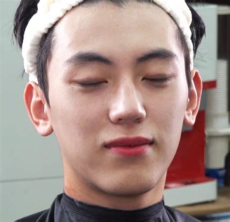 Sissy Makeover Scrolller