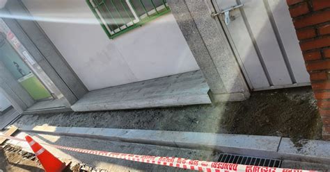 처음 상담해주실때부터 너무쿨하게 시간도맞춰주시고 늦게까지 고생도많이해주시고 빨리작업해주시고 합리적인가격으로 완벽하게 원하는 타일로 진행해주셨습니다~ 숨고 숨은고수