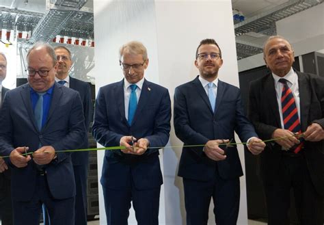 Официално бе открит Центърът за върхови постижения по информатика и информационни и