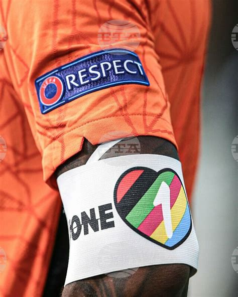 Френският министър на спорта призова националния отбор по футбол да бъде чут на фона на спора