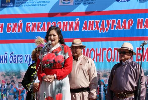 Бий биелгээний улсын анхдугаар наадам д 400 гаруй биелээч оролцож байна