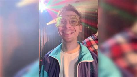 Солиста «Порнофильмов Котлярова оштрафовали на 50 тысяч за дискредитацию ВС РФ