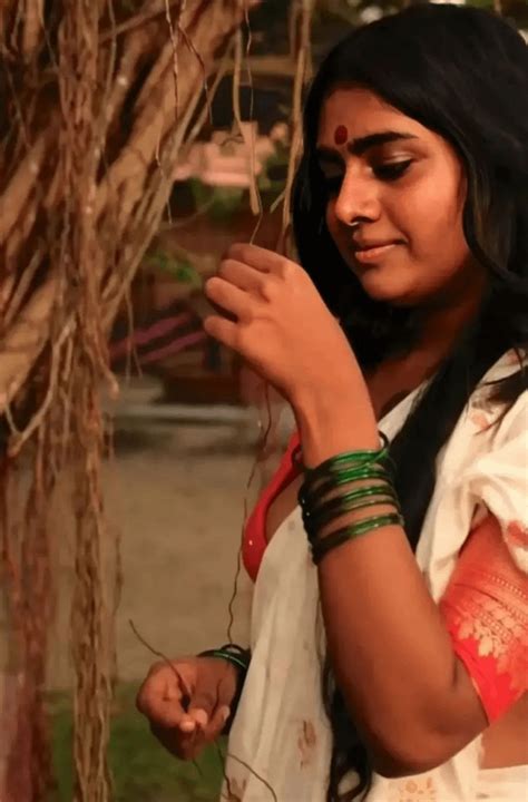 Nimisha Sajayan Rmallubabes