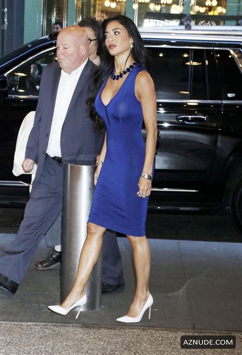 Nicole Scherzinger Sexy Flaunts Her Stunning Figure In A Sultry Blue
