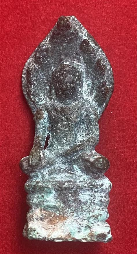 พระนาคปรก เนื้อสัมฤทธิ์สนิมเขียว หน้าตักกว้าง 2 ซม สูง 5 5 ซม กรุวัด