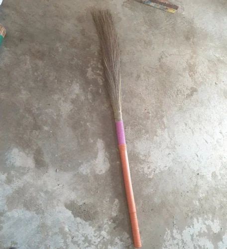 Grass Phool Jhadu At Best Price In Haridwar Id 2851248592673