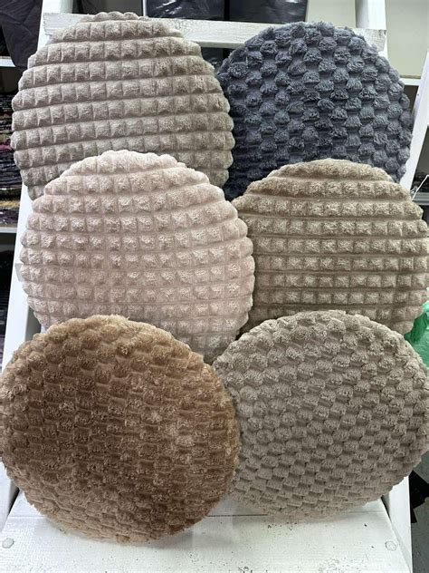 Чохли на круглий стілець хутро 4 шт купити за найкращою ціною в Хмельницькому від компанії