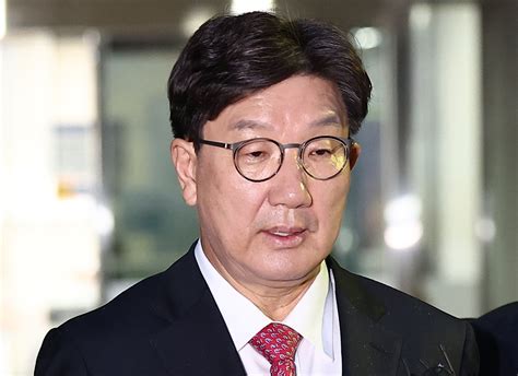Kweon Arrest Warrant Issued In South Korea