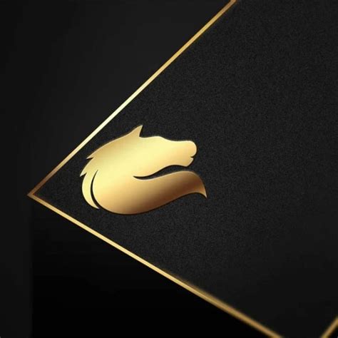 خرید و قیمت دانلود فایل فتوشاپ Psd و لایه باز موکاپ لوگو با کیفیت بالا طرح لوگو مشکی طلایی ترب