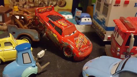 Lightning Mcqueen Race Track Pump Disney Pixar Cars Lightning Mcqueen