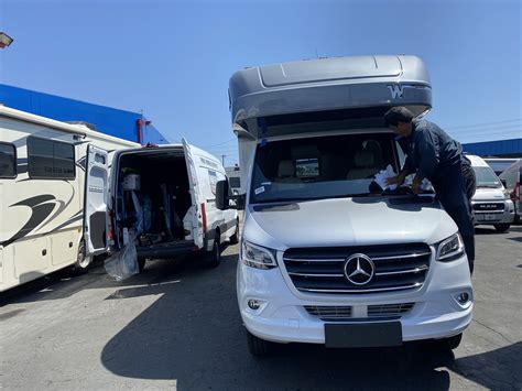 Winnebago Windshield And Window Repair Replacement Alfa Auto Glass Of