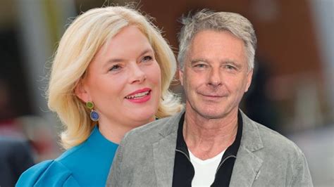 Vor Jörg Pilawa An Ihrer Seite Julia Klöckner Zeigt Ihre Andere Große