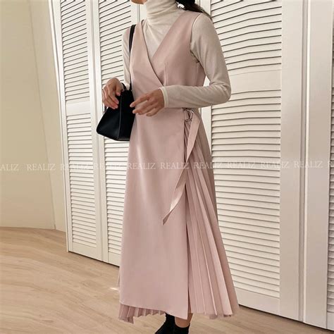 민소매 벨트 랩스타일 언발 플리츠 주름 롱 원피스 베이지블랙