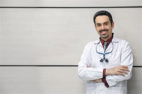 متخصص ایمپلنت شهرکرد بهترین متخصص ایمپلنت اصفهان
