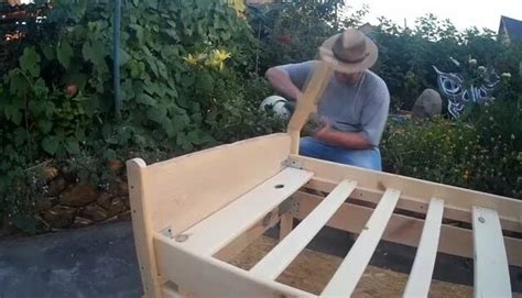 Изготовление кровати из дерева своими руками Смотреть онлайн в поиске Яндекса по Видео