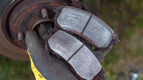 How To Replace Front Brake Pads 2007 Honda Civic Brake Pad