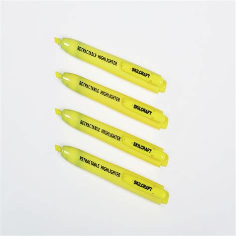 Retractable Chisel Tip Highlighter