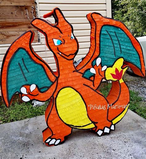 Piñata De Charizard Pokemon Cake Piñata Ideas Pokemon Party
