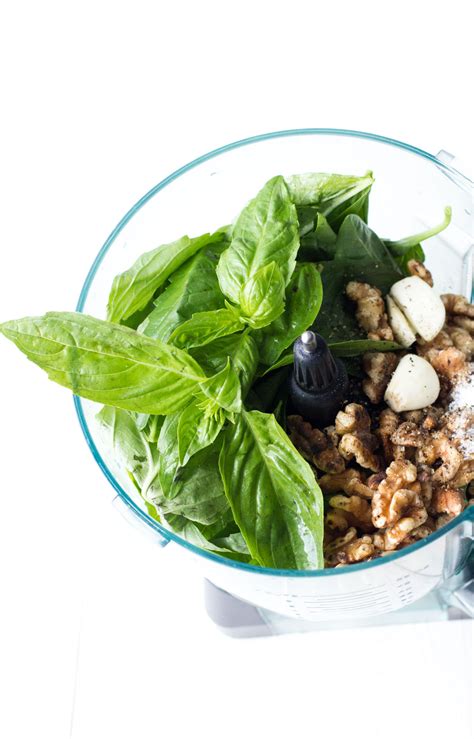 Basil Walnut Pesto 15 Minutes